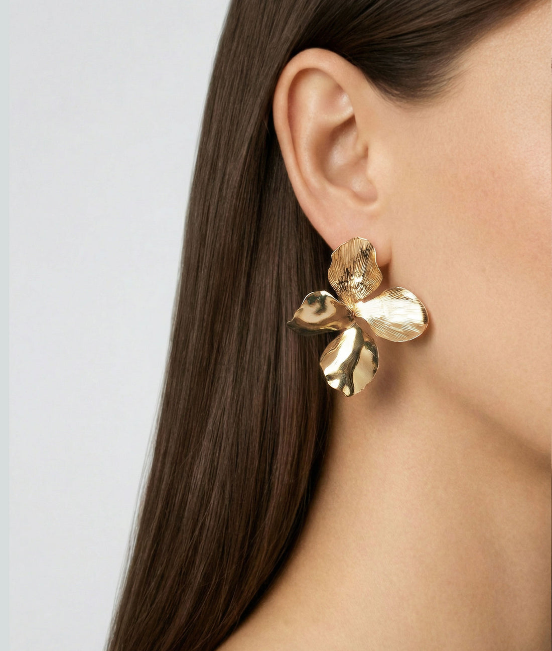 Blossom Twist Earring | SHASHI Flower Earring – SHOP SHASHI