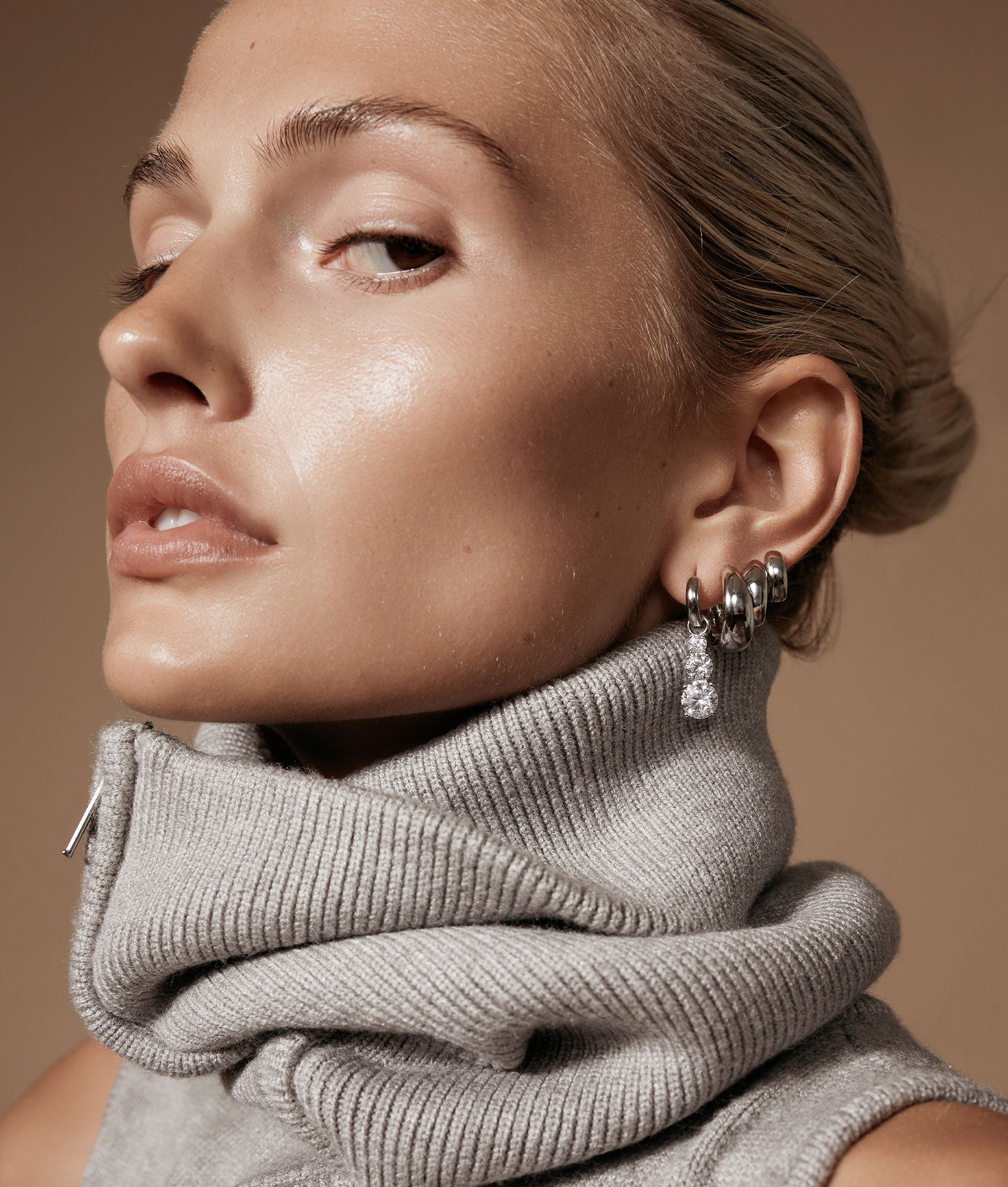 S H A S H I || Official Site